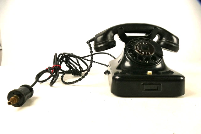 ALTES TELEFON SCHWARZ Wählscheibe Knopf alter Stecker Bakelit M-5966 ...