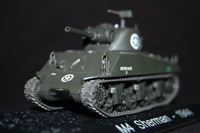 AMERCOM 1/72 SCALE M4A3 Sherman Medium Tank 1944 Die-Cast Model £0.99 - PicClick UK