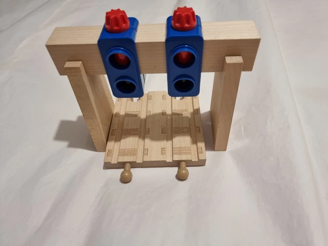 THOMAS THE TANK Engine & Friends OVER TRACK SIGNALS WOOD WOODEN ...