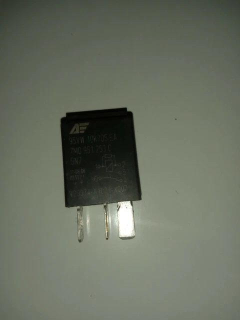 VW GOLF MK5 Black Relay Number 7M0951253C £4.00 - PicClick UK