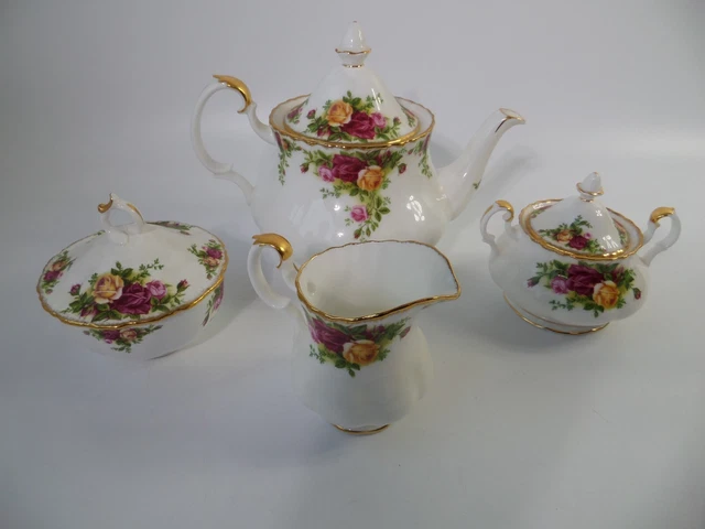 VINTAGE 1962 ROYAL Albert Old Country Roses Bone China Tea Set Made in ...