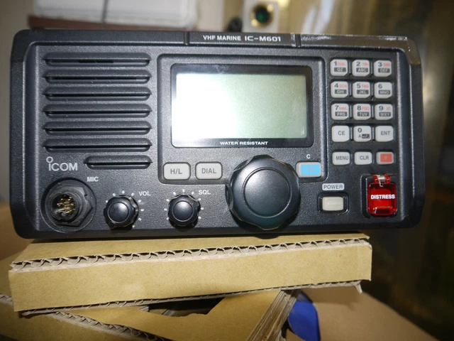 ICOM IC-M601 VHF Marine Radio + HM-137B microphone EUR 304,73 - PicClick DE