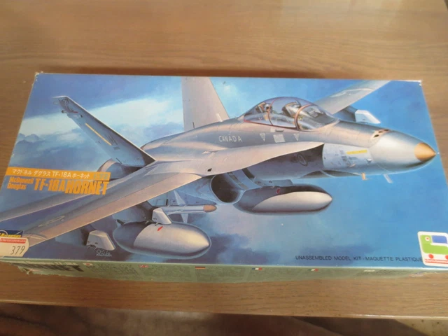 MCDONNELL DOUGLAS TF-18A Hornet Hasegawa N° 811 1:72 EUR 9,95 - PicClick FR