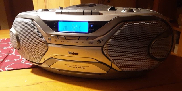 TEVION RCD 59908 Boombox Surround CD Radio Kassettenrecorder USB SD/MMC ...