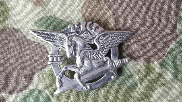 2° RCP PARATROOPER Badge. 1945 Liberation . France Libre. FFL £18.90 ...