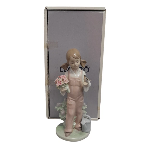 LLADRO SPRING - Girl With Bird And Flowers In Box £19.99 - PicClick UK