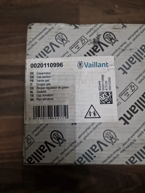 VAILLANT ECOTEC PLUS EcoTec Pro Gas Valve Section 0020110996 £52.68 ...
