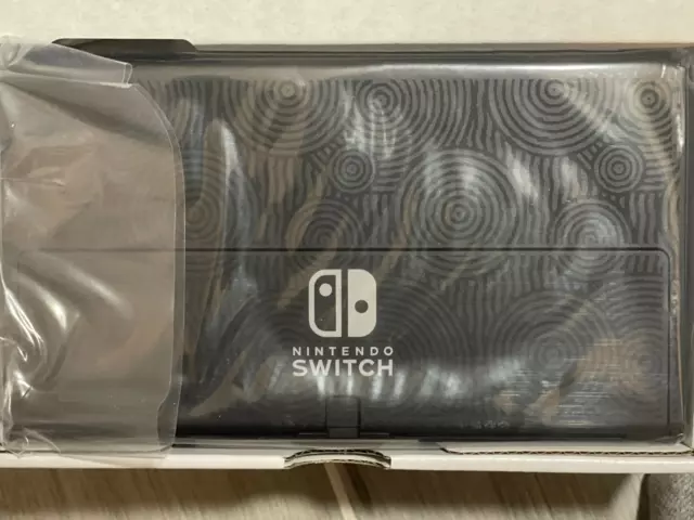 NINTENDO SWITCH LEGEND Zelda Tears of Kingdom OLED TABLET + Ladegerät ... NINTENDO SWITCH LEGEND Zelda Tears of Kingdom OLED TABLET + Ladegerät ...
