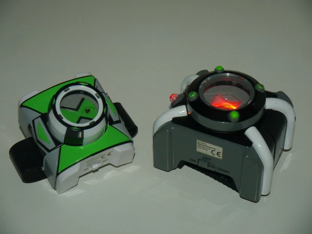BEN 10 BEN Ten Deluxe Omnitrix & Omnitrix Season 3 Watch Playmates ...