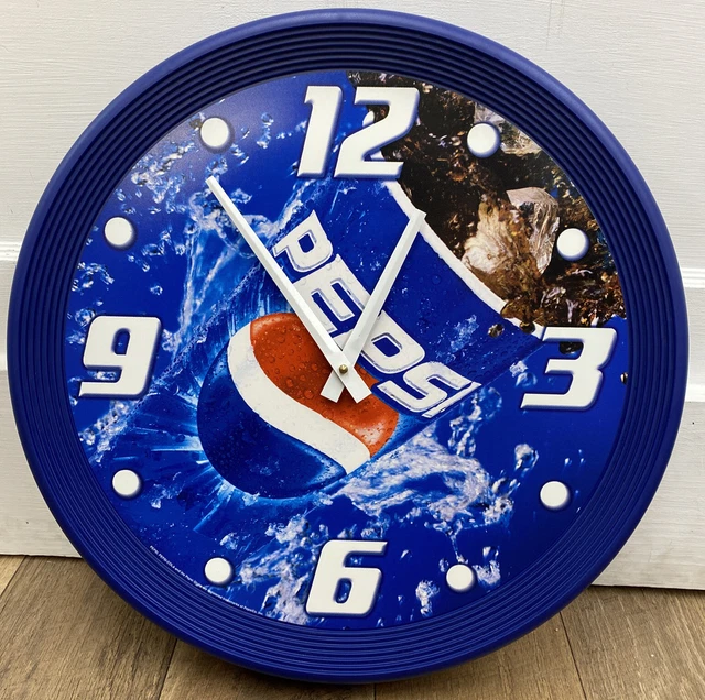 VINTAGE EARLY 2000S PEPSI WALL CLOCK, 18 INCHES ROUND, SODA ADVERTISING ...