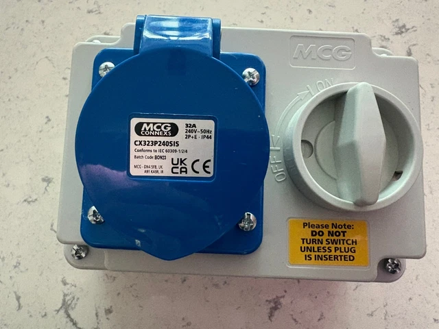 MCG 32A 2P+E 230V Interlocked Switched Socket IP44 Commando Socket £31. ...