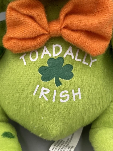 PLUSH GREEN FROG In Top Hat Toadally Irish Toad Stuffed Animal 7" $18. ...