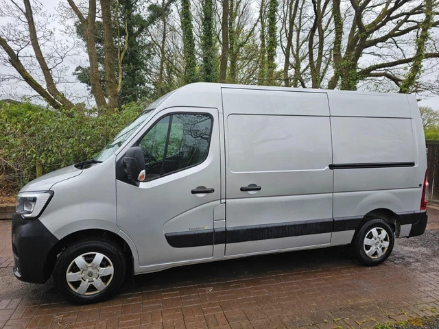 RENAULT MASTER 2.3 FWD MM35 ENERGY dCi 150 Business+ MY19 Grey Manual ...