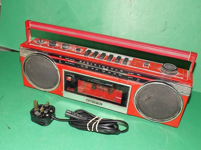 SANYO M6900F RADIO Cassette Tape Player Red Boombox 1980s FAULTY Sold ...