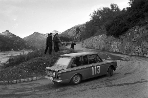 ROSEMARY SMITH & Margaret Lowrey-Mackenzie Hillman Imp Rally 1965 Photo ...