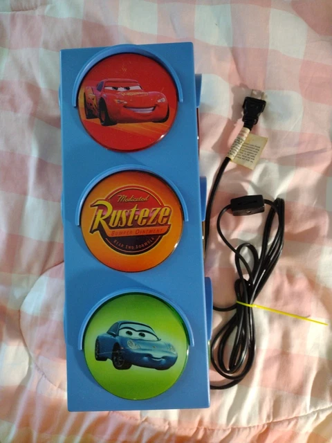 DISNEY PIXAR CARS Lightning McQueen Mater Traffic Light Night Lamp 2006 ...