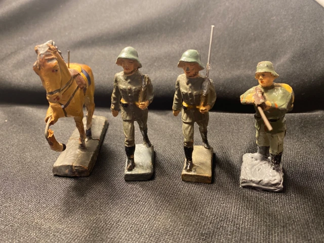 LOT 4 LINEOL Elastolin Husso Germany Toy Soldiers Horse Figures German ...