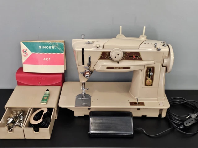 ANCIENNE MACHINE À Coudre Singer 401G + Notice, Pédale et Accessoires ...