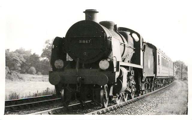 B & W Photo - Br Loco 31867 - 14X9 Cm £2.95 - PicClick UK