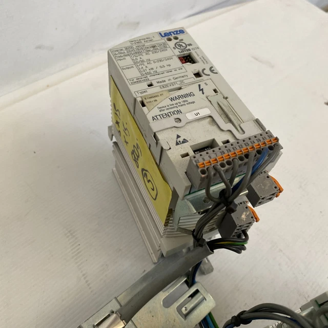 LENZE INVERTER VSD 0.37kW 72.4A 8200 vector variable speed AC drive ...