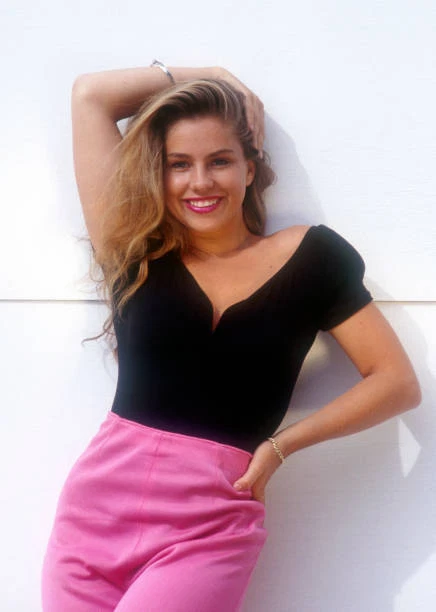 AUSTRALIAN ACTRESS MELISSA Bell, from Neighbours, in the 1990s i - Old ...