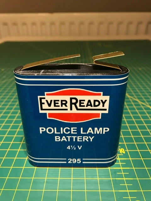 REPLIA EVER READY (Eveready) No 295 "Police Lamp" Battery Adapter Converter £11.00 - PicClick UK