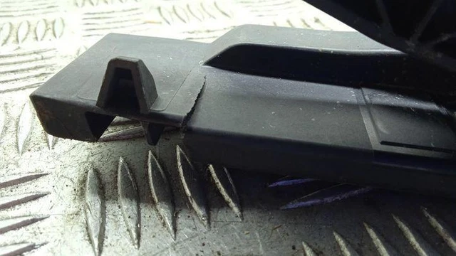 MERCEDES-BENZ GLE W166 A2923000100 2.10 Diesel Accelerator Pedal ...