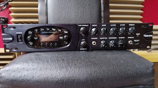 LINE-6 BASS POD XT Pro rack bass-guitar pre-amp, multi-effects & audio ...