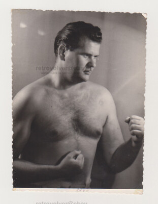 AFFECTIONATE HANDSOME YOUNG Man Shirtless Male Boxer Chest Torso Gay ...