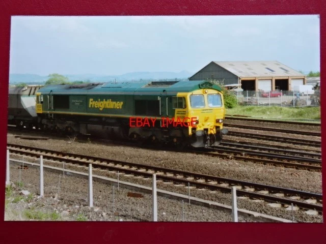 PHOTO BR Class 66 Loco No 66526 In Freighliner Livery £1.85 - PicClick UK