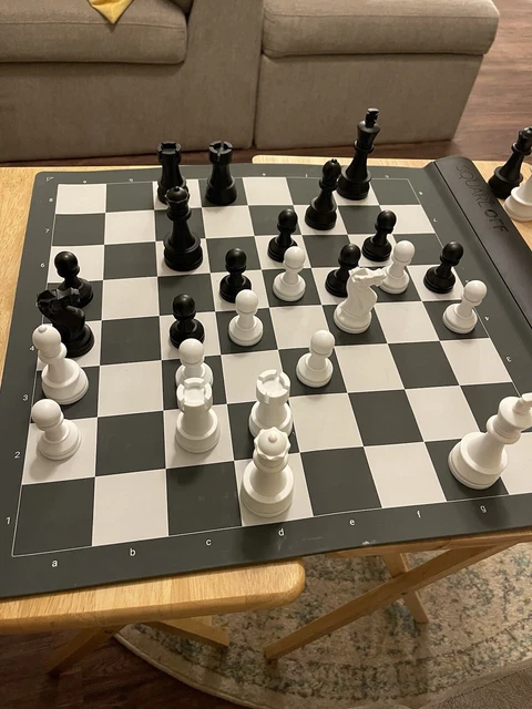 SQUARE OFF PRO Rollable Electric Chessboard AI-Powered Chess Game C4 ...
