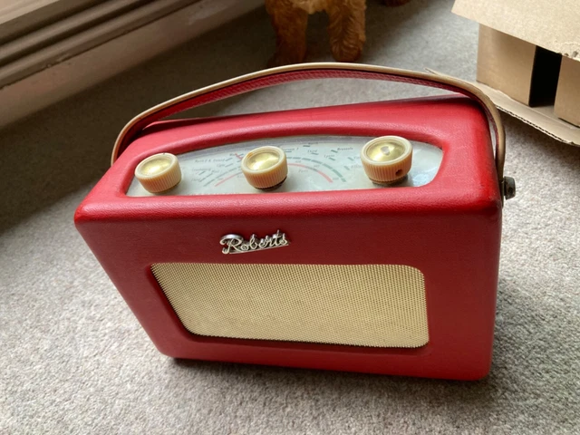 ROBERTS RADIO R200, Red. Transistor Radio, 1960s, Vintage, MW & LW ...