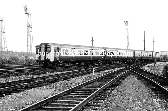 RAILWAY NEGATIVE: CLASS 210 Demu 210001 @ Reading 1982 £4.75 - PicClick UK