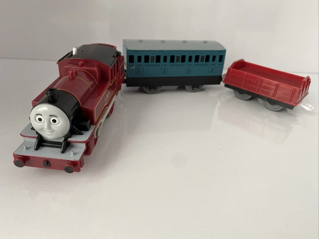 TOMY TRACKMASTER THOMAS The Tank Engine Battery Train Arthur and Trucks ...