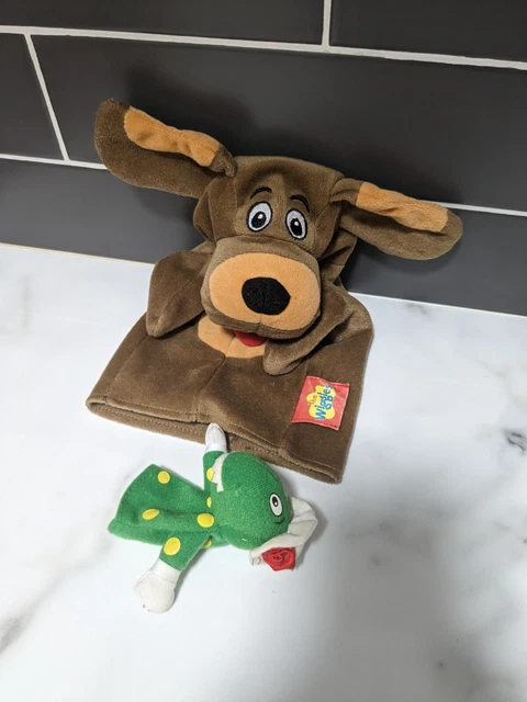 THE WIGGLES HAND Puppet Soft Toy Wags The Dog & Finger Puppet Dorothy ...