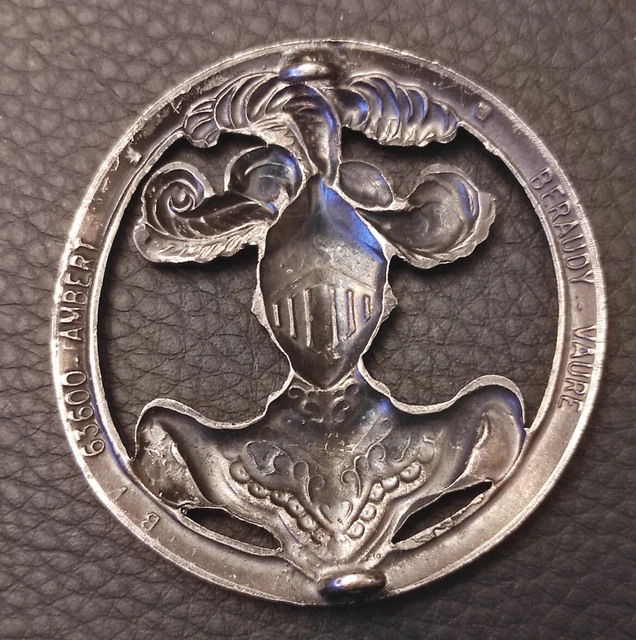 BERET BADGE - Cavalry - Armored Army - Matrix Back - Beraudy-Vaure £5. ...