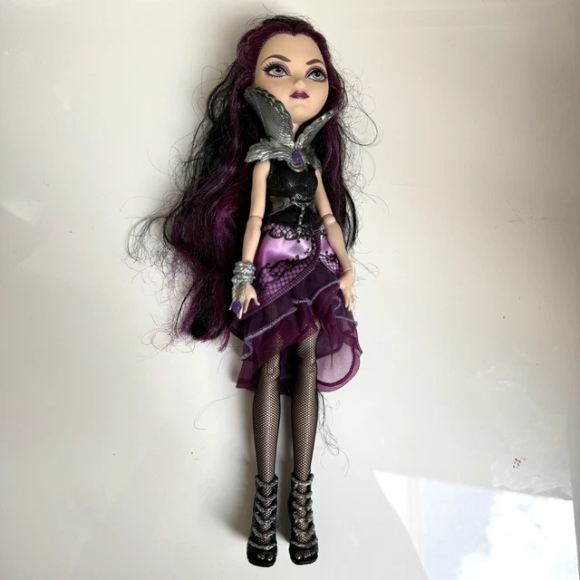 RAVEN QUEEN DAUGHTER Mattel Ever After High First Chapter Rebel Doll ...
