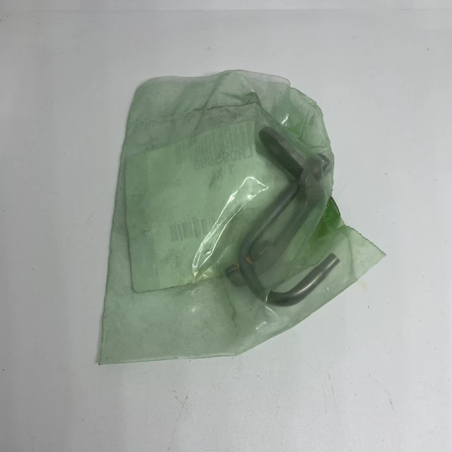 GENUINE LAND ROVER Range Rover Piston Cooling Nozzle LR095896 £10.00 ...