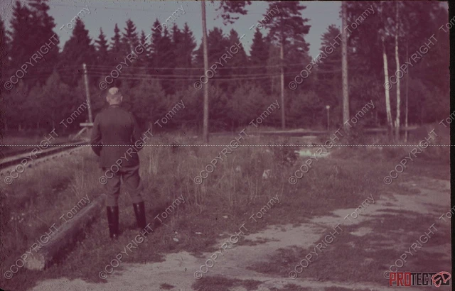 ++ ORIGINAL FARBDIA Agfacolor Front Soldaten Ostfront Bunker bau ...