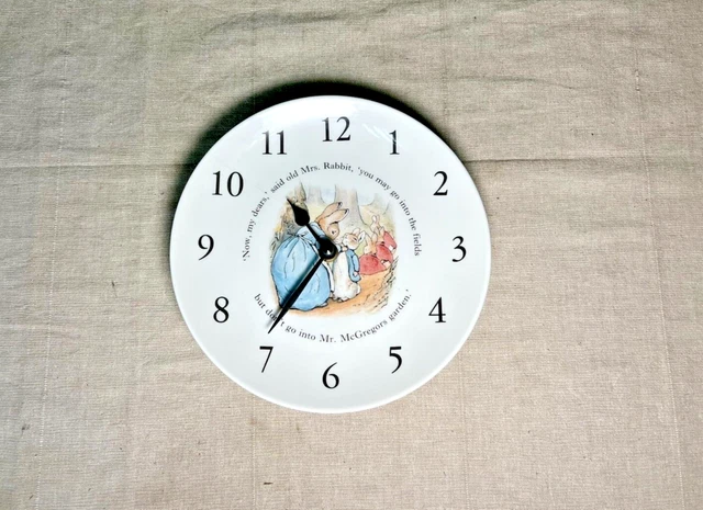 PETER RABBIT VINTAGE Wedgwood Porcelain Plate Wall Clock Beatrix Potter ...