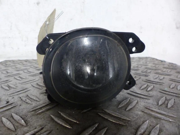 BOITIERS PHARE ANTIBROUILLARD - pour MERCEDES 2518200856 CLASSE B 245 ...