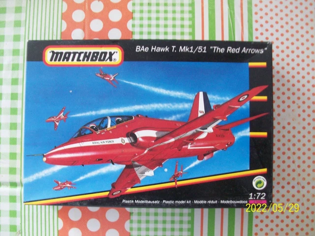 MATCHBOX 1:72 'VINTAGE' BAe Hawk T. Mk1/51 'Red Arrows' EUR 7,16 ...