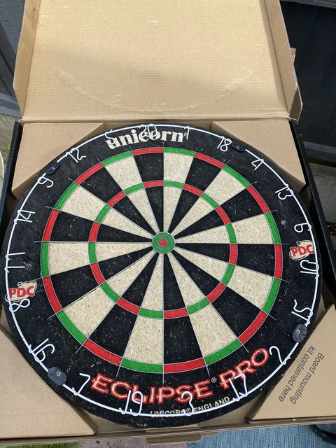 UNICORN ECLIPSE PRO dartboard Used boxed with fittings £18.00 - PicClick UK