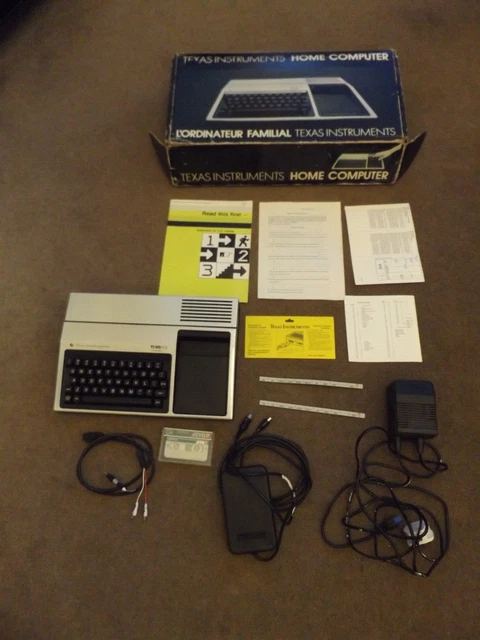 TEXAS INSTRUMENTS TI-99/4A Computer di casa. In scatola per risparmio o ...