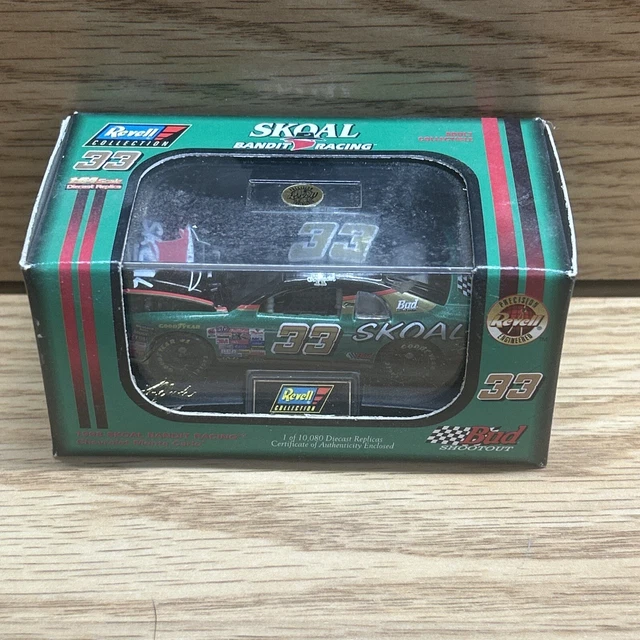 1998 KEN SCHRADER 33 Skoal Bandit Racing 1:64 Diecast dans sa boîte EUR ...