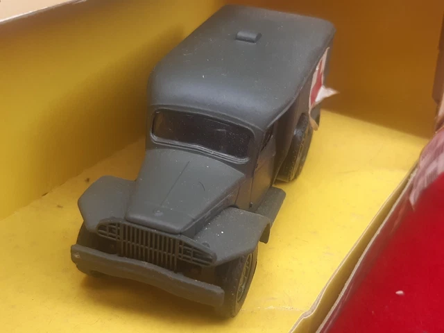 DODGE WC 54 AMBULANCE MILITAIRE SOLIDO 1/43 Réf 6043 COLLECTION ...