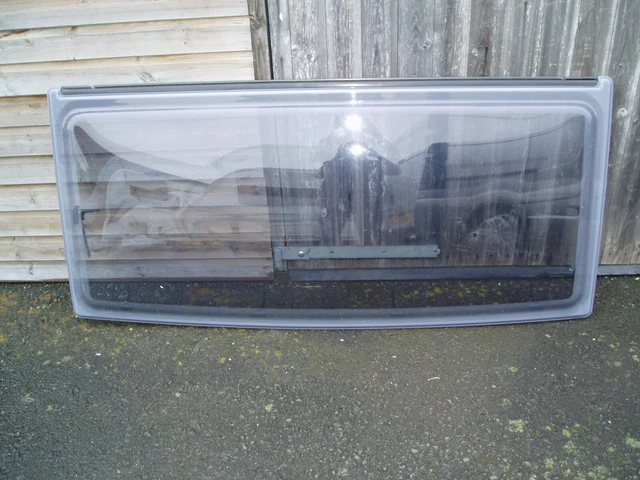 CARAVAN FRONT Window Lunar Venus 2016 £440.00 - PicClick UK