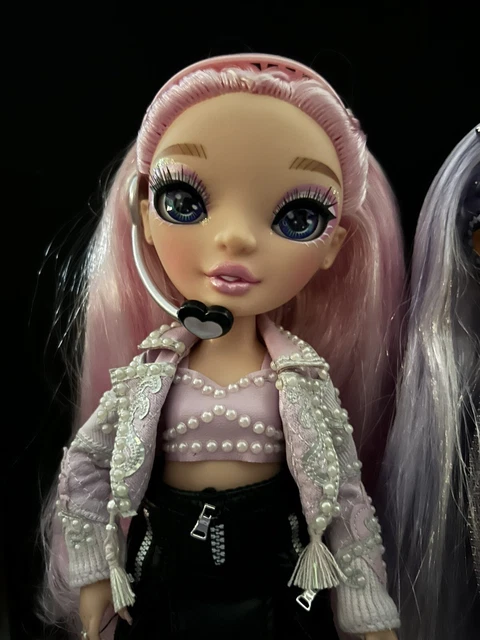 RAINBOW HIGH ROYAL Three Doll Trio Plus Extra Outfits £62.00 - PicClick UK