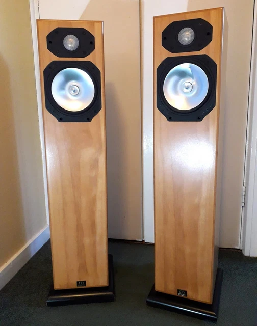 MONITOR AUDIO SILVER S5 floorstanding speakers in beech wood finish £99 ...