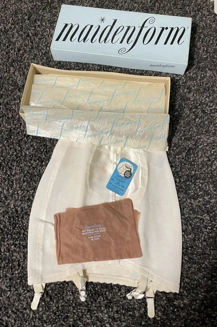 VINTAGE MAIDENFORM CONCERTINA Open Bottom Girdle & Nylons! Small ...